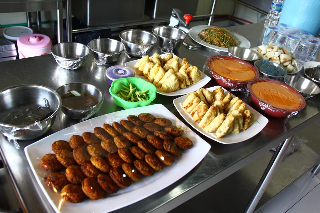 Kreasi Bento Cita Rasa Lokal - Universitas Ciputra