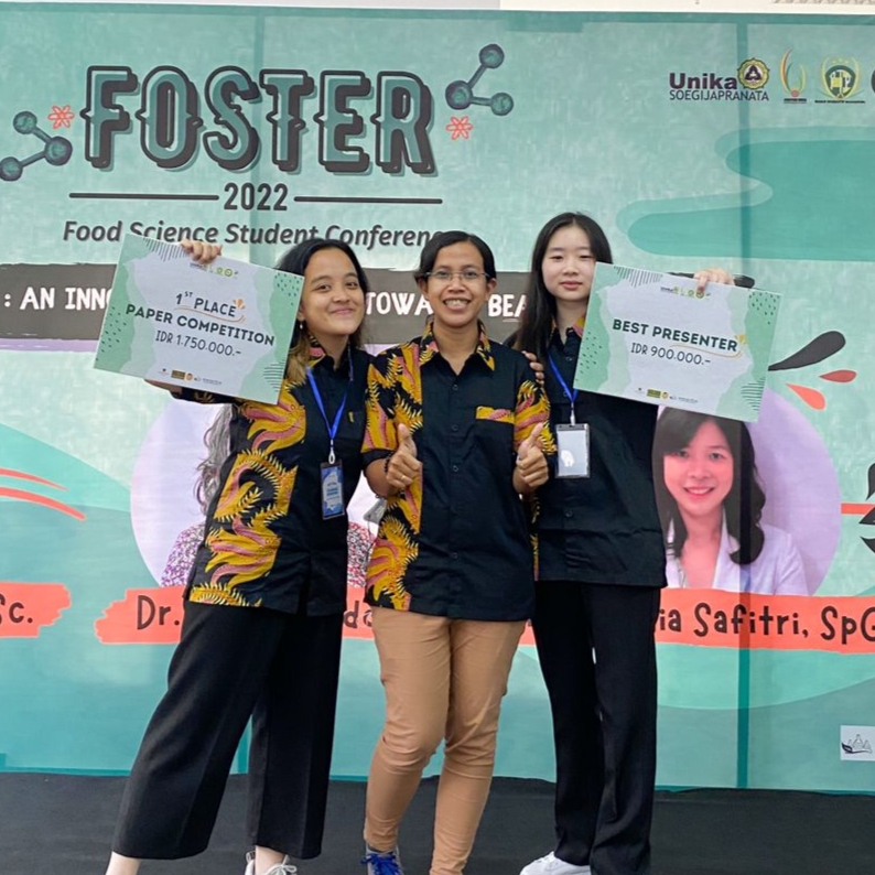Keren! Food Technology Program Universitas Ciputra Juara 1 dan Best Presenter Lomba FOSTER ...