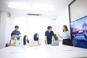 Sistem CRM Terintegrasi: Kunci Sukses Bisnis di Era Digital