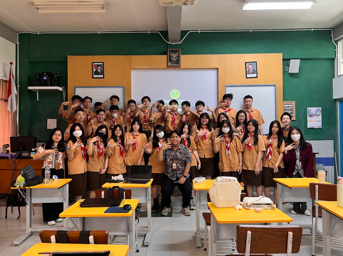 Workshop Visualisasi Data untuk Siswa SMA: Belajar Bercerita Lewat Data ...