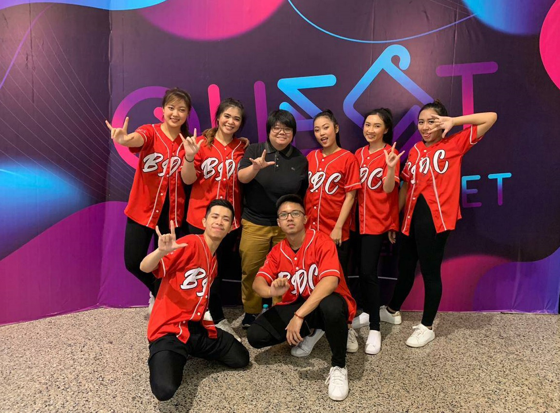 Juara I Quest Market Dance Competition di Galaxy Mall 2018 ...